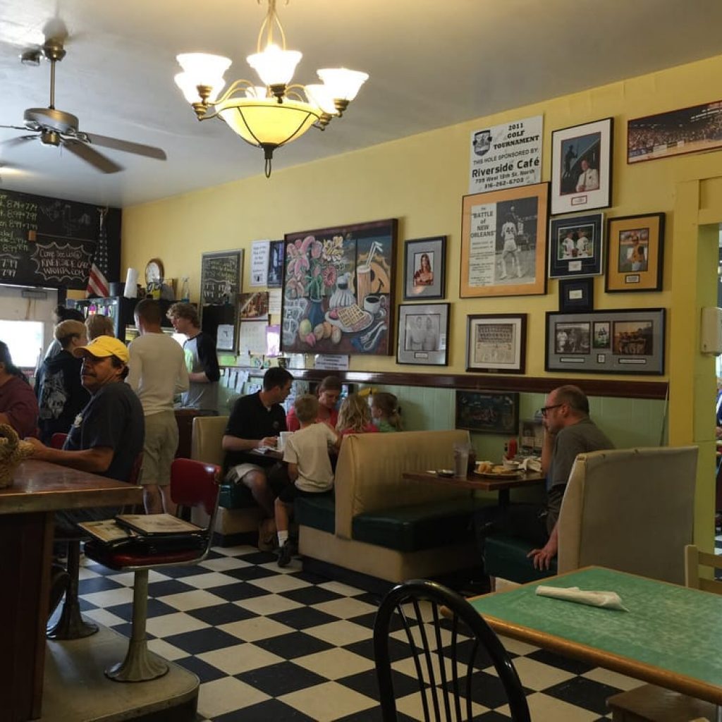 Home | Riverside Cafe